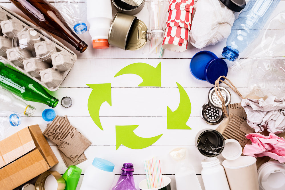 Packaging: A Guide to Plastic Pollution – CuriOcean